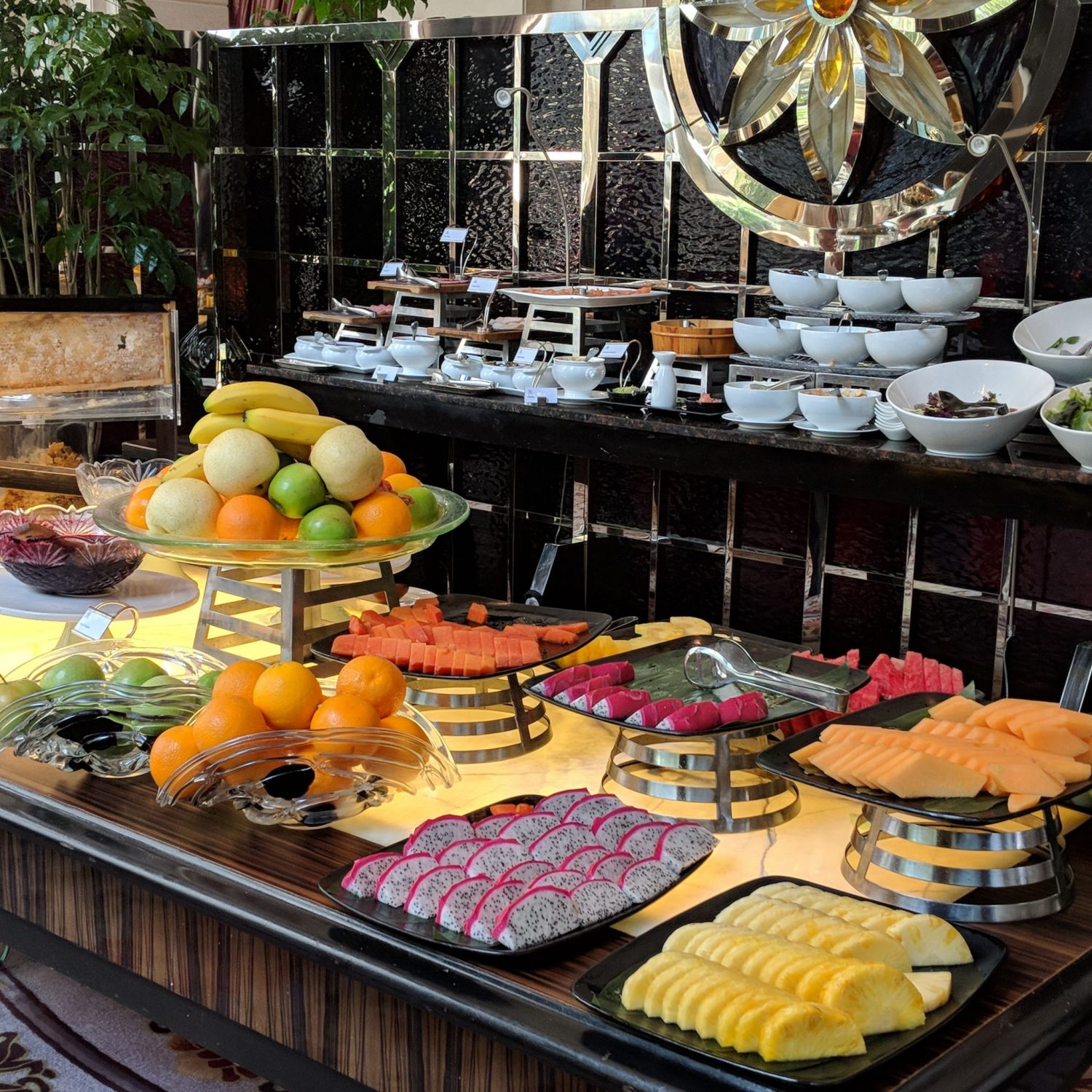 Hotel Review: The St. Regis Singapore (Grand Deluxe Room) - Memorable ...