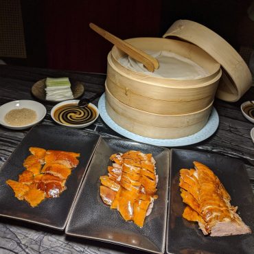 Restaurant Review: Mott 32 Singapore - Glamorous Chinese Fine Dining at ...