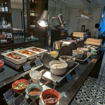 Hotel Review: Grand Park City Hall (Oasis Junior Suite) - Colonial ...