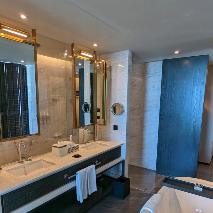 Hotel Review: Hoiana Hotels & Suites (Deluxe Ocean View Suite ...