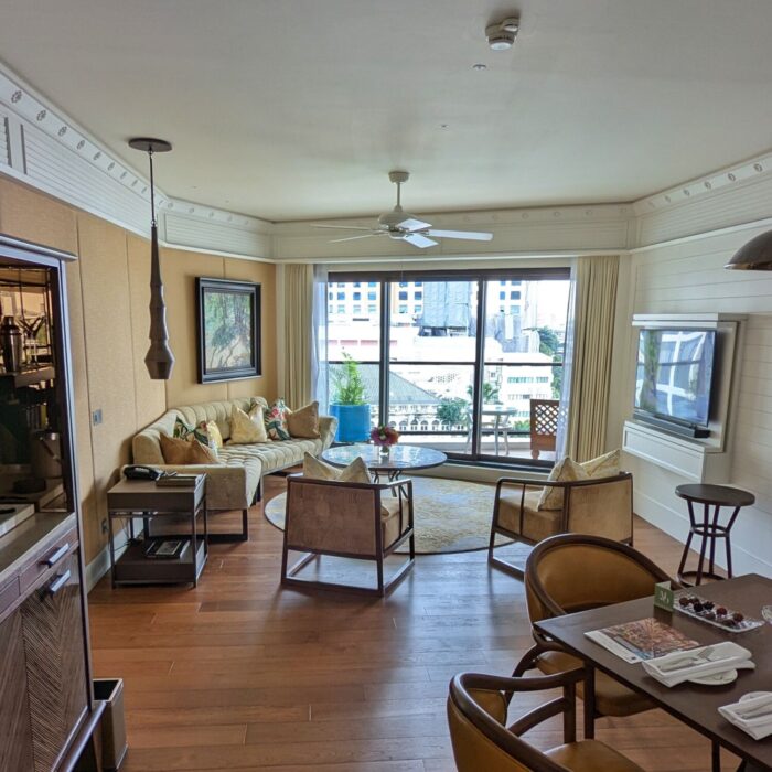 Hotel Review: Mandarin Oriental, Bangkok (Deluxe One-Bedroom Suite ...