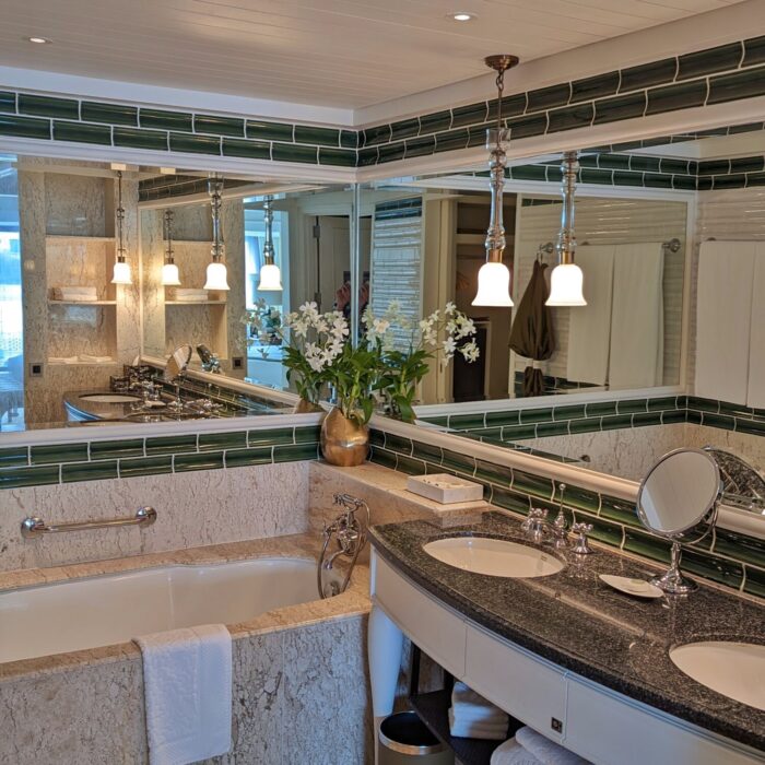 Hotel Review: Mandarin Oriental, Bangkok (Deluxe One-Bedroom Suite ...