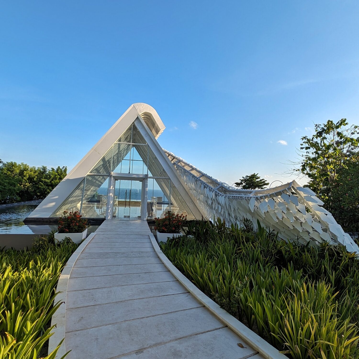 Hotel Review: Umana Bali (One Bedroom Ocean Pool Villa) - Clifftop ...