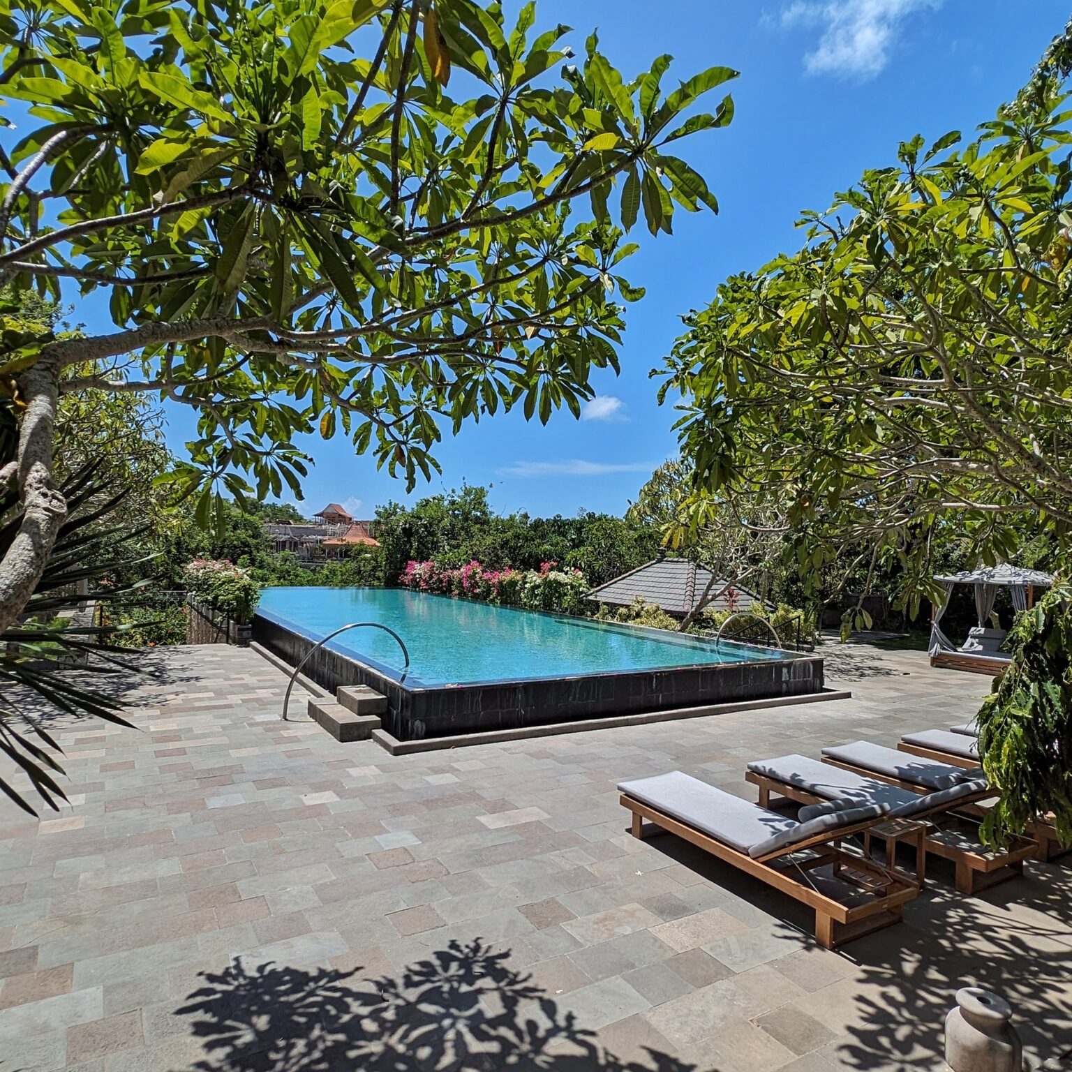 Hotel Review: Umana Bali (One Bedroom Ocean Pool Villa) - Clifftop ...