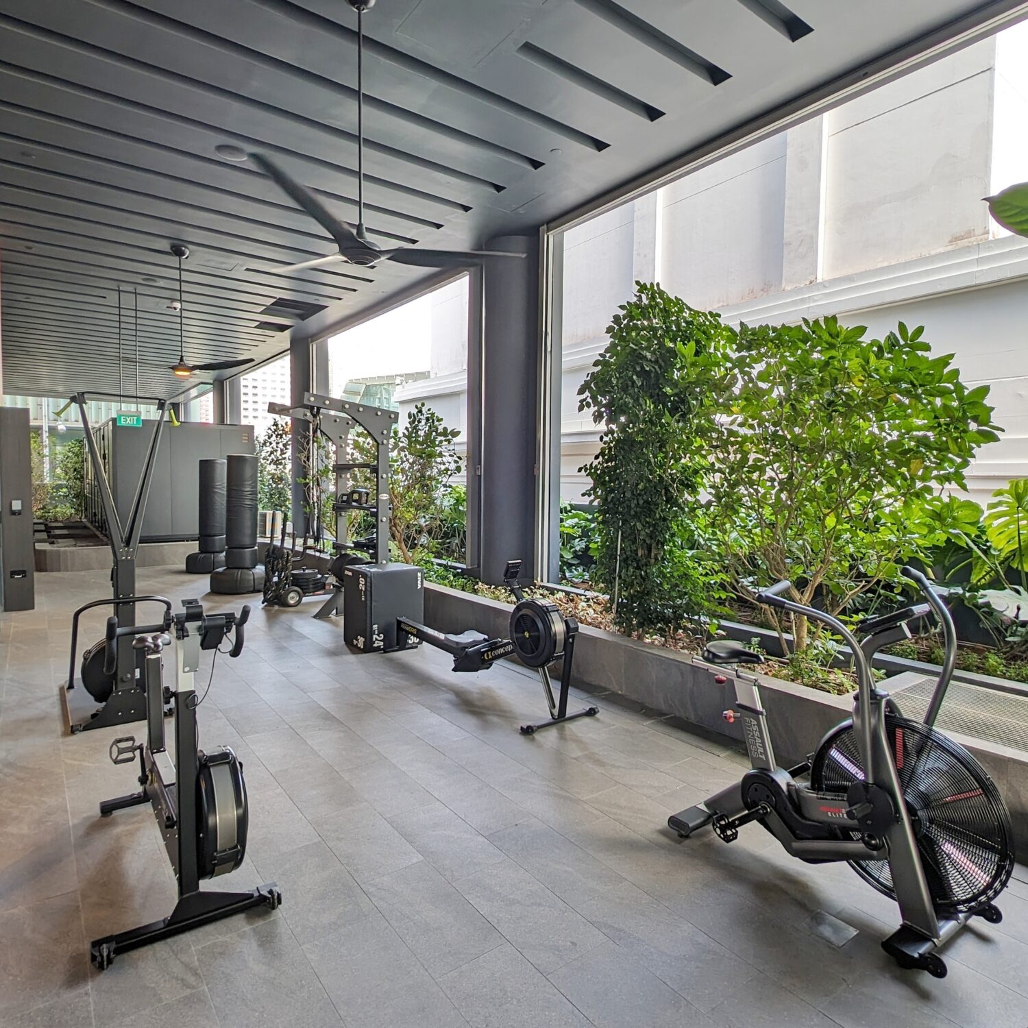 Hotel Review: Pullman Singapore Hill Street (Executive Room) - Luxury ...