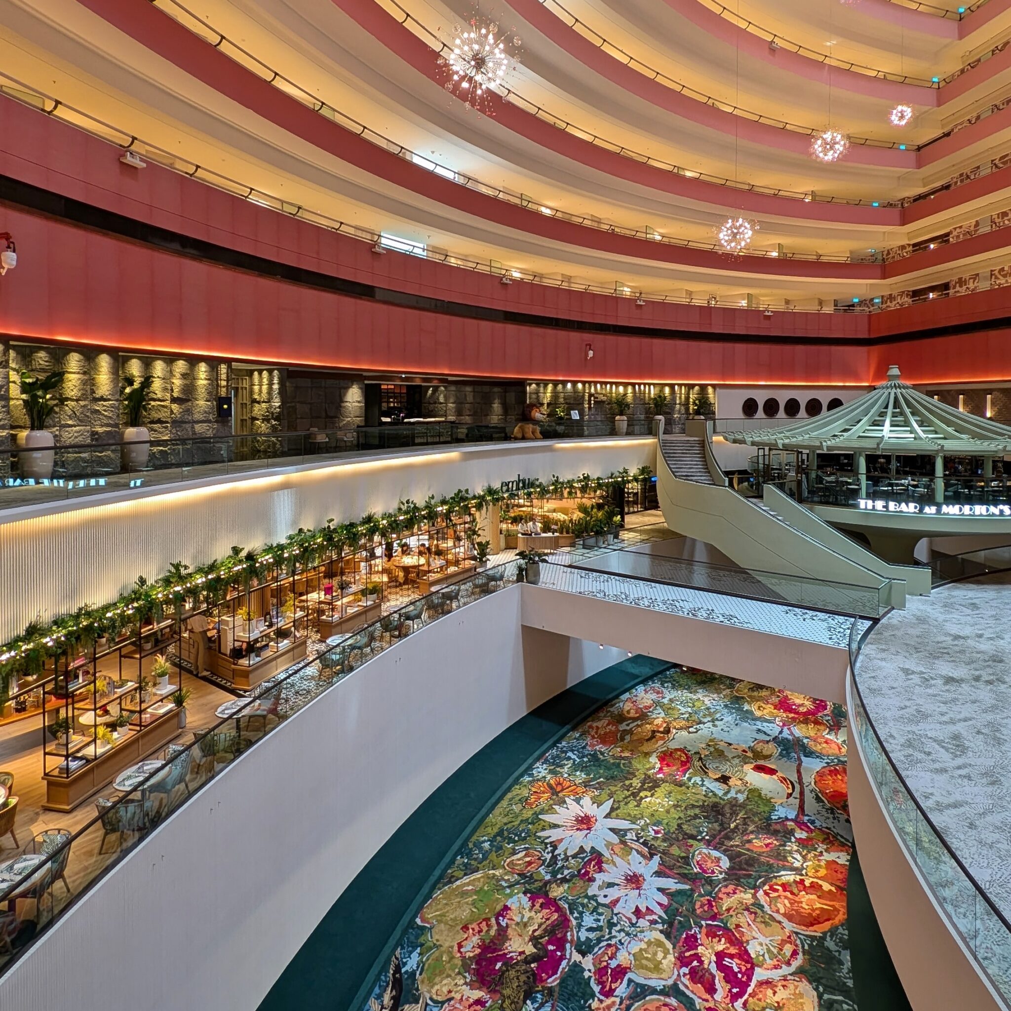 Hotel Review: Mandarin Oriental, Singapore (Club Marina Bay Room ...