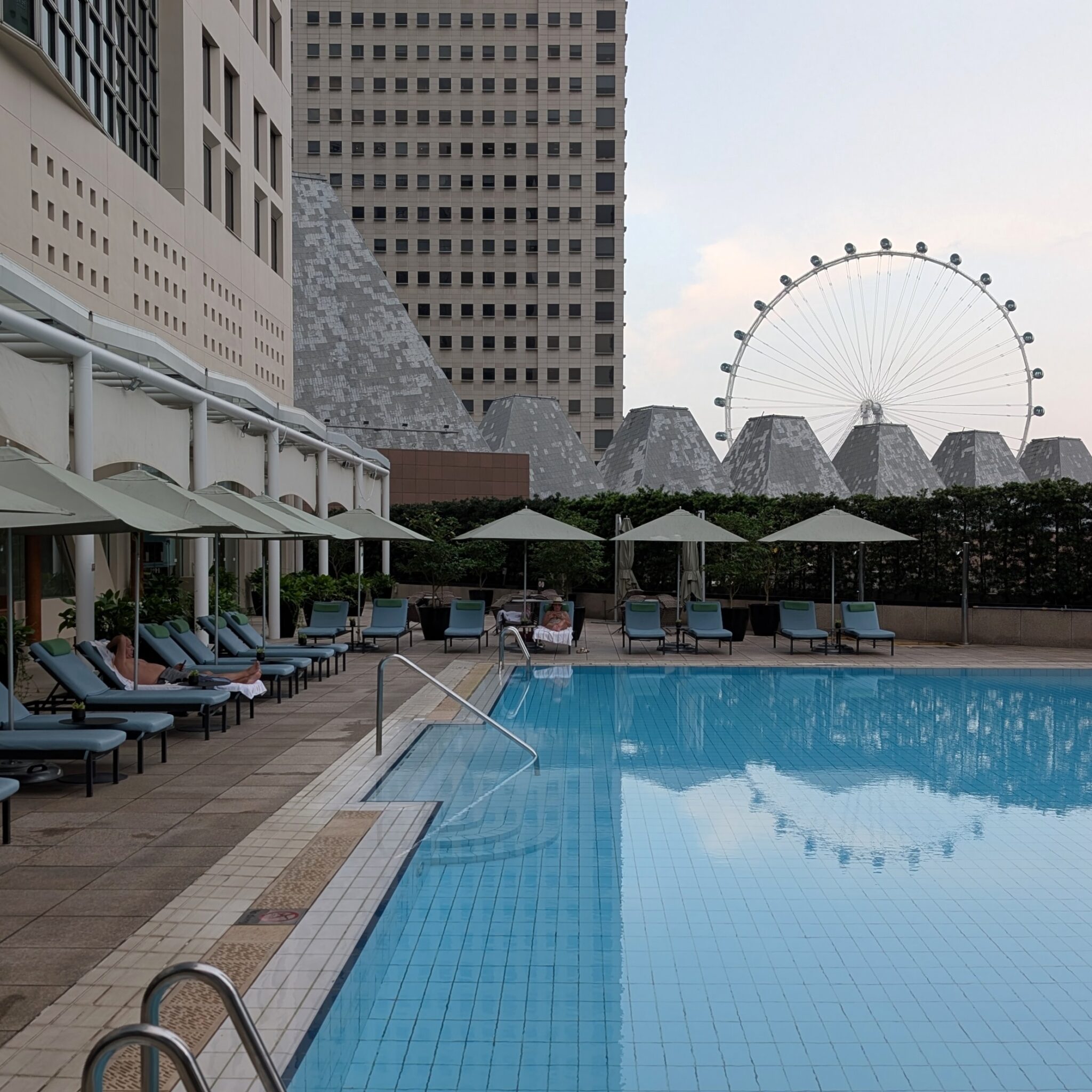 Hotel Review: Conrad Singapore Marina Bay (Executive King) - Beautiful ...