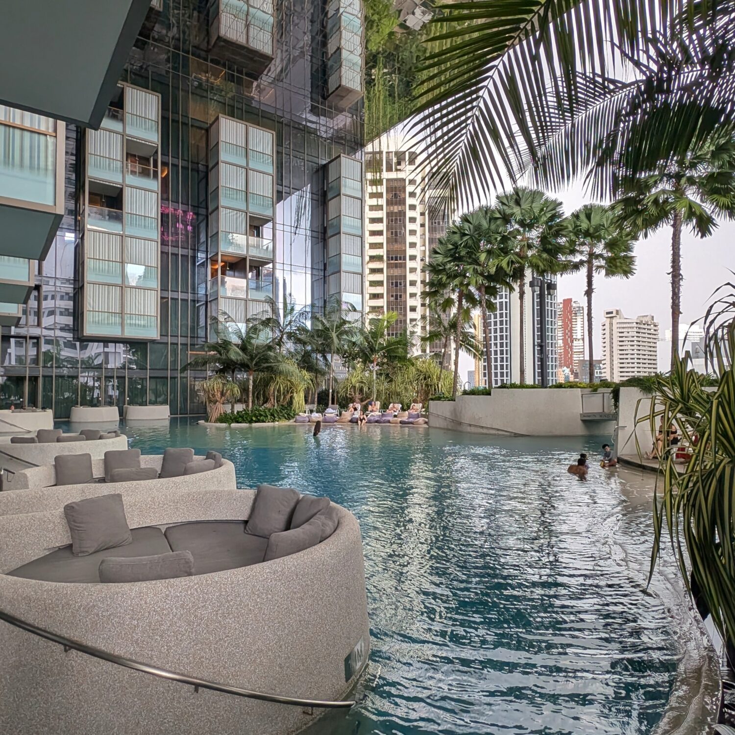 Hotel Review: Pan Pacific Orchard (Pacific Club Balcony King ...