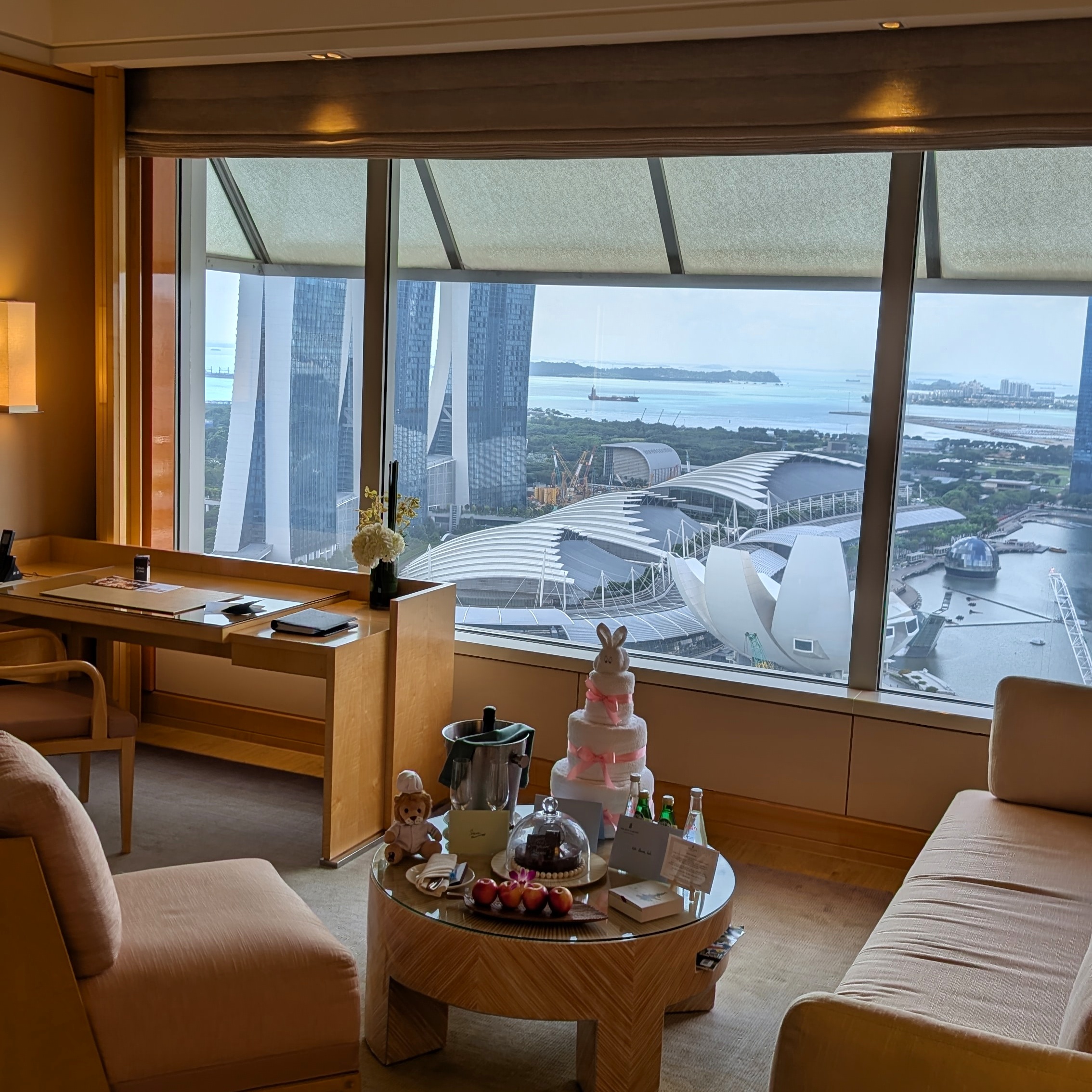Hotel Review: The Ritz-Carlton, Millenia Singapore (Club Premier Suite ...